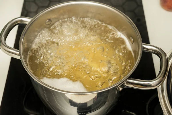 Rolling boil Stock Photos, Royalty Free Rolling boil Images | Depositphotos