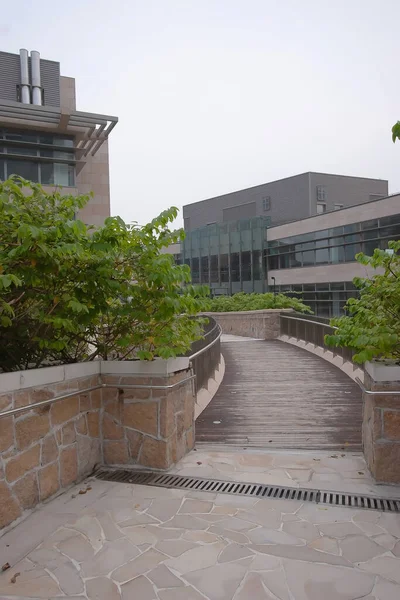 Kampus modern bangunan images libres de droit, photos de Kampus modern ...