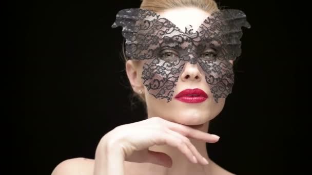 Beautiful Deadly Fantasy Warrior Female Wearing Traditional Barbarian ...