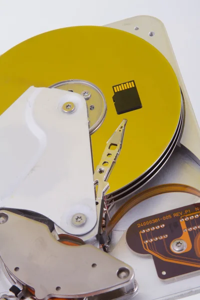 Computer hard drive Stock Photo by ©CUNDO 113692254