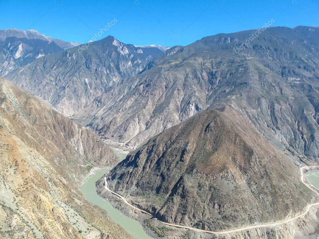 Omega Bend Yangtze River Yunnan China — Stock Photo © pawinp #107280642