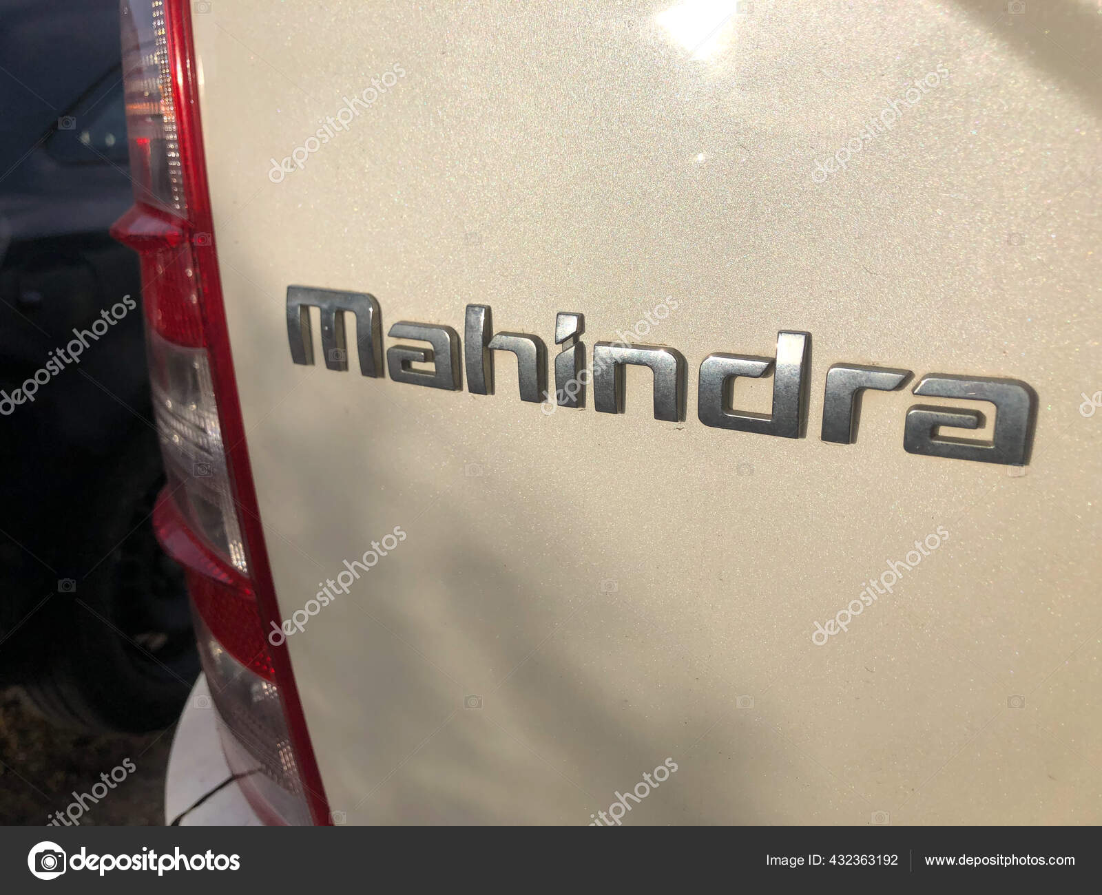 Mahindra Car Logo