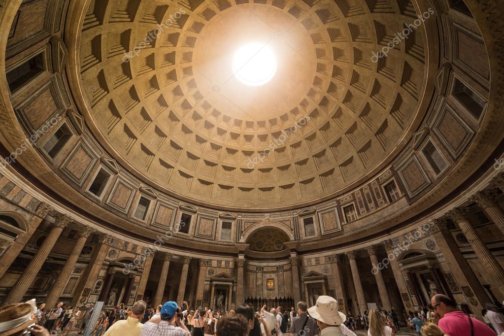 Pantheon interior in Rome – Stock Editorial Photo © kanuman #114344696