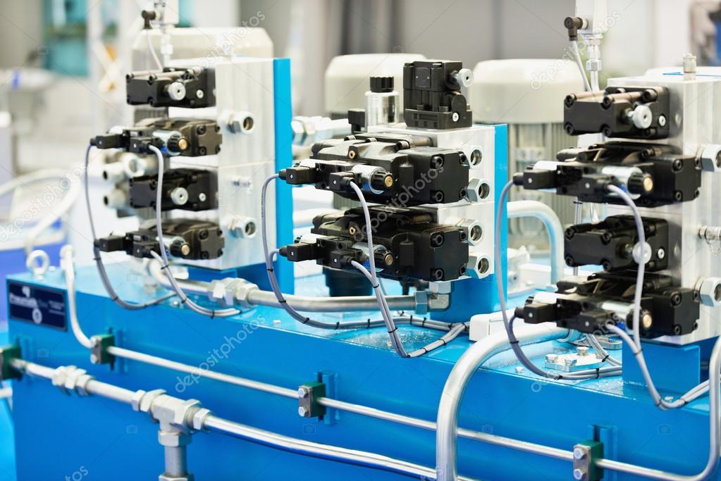 Modern Hydraulic block Stock Photo by ©microgen 115467628