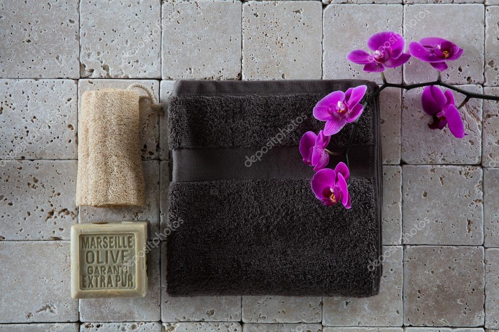 Washing up concept with purifying loofah for cleansing, flat lay ⬇ ...