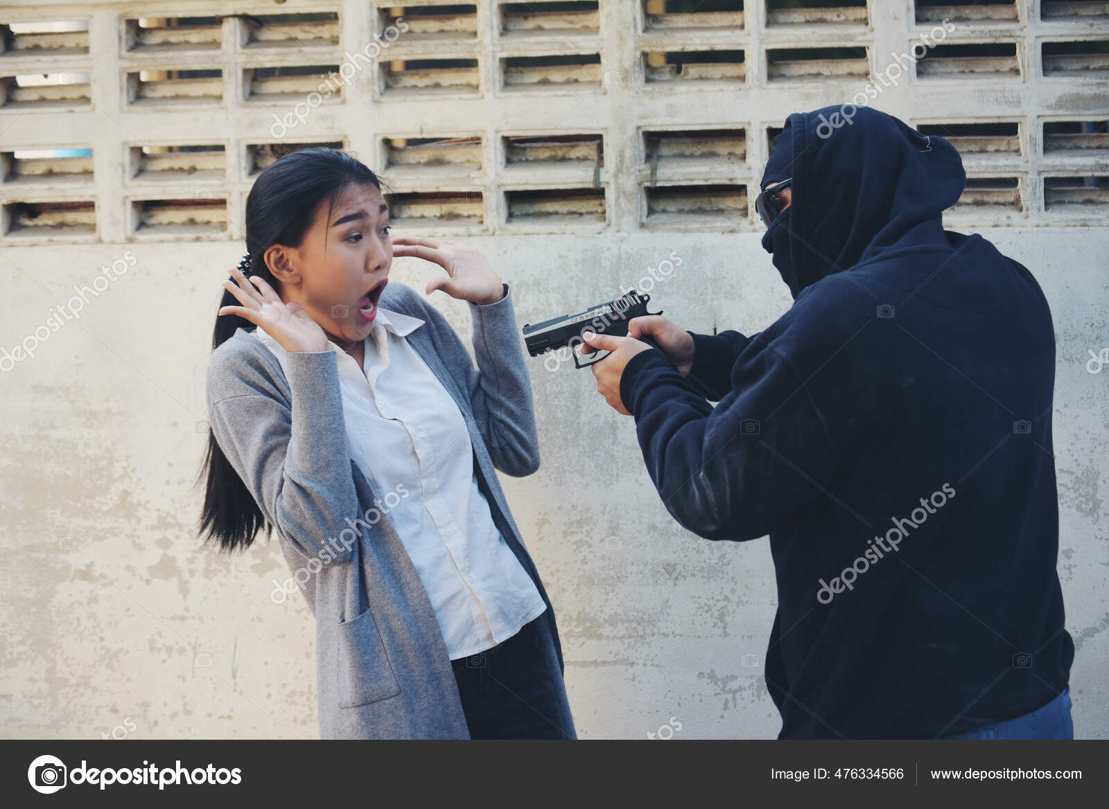 Thief Armed Man Rob Woman Gun Street Scared Shocked Face — Stock Photo ...