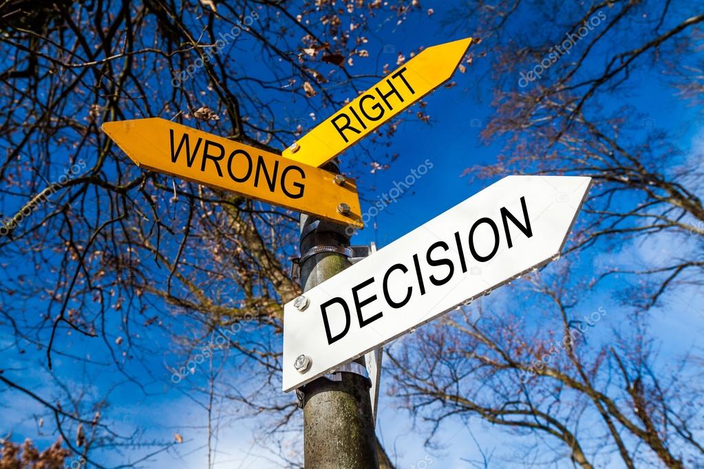 Decision sign in yellow and white — Stock Photo © oscity #99551572