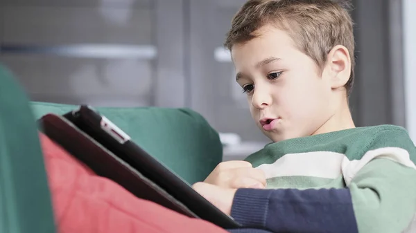 Kids reading tablet Stock Photos, Royalty Free Kids reading tablet ...