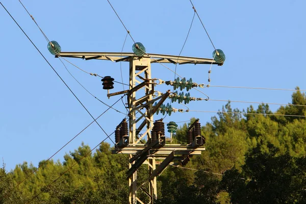 Electrified high voltage cable Stock Photos, Royalty Free Electrified ...