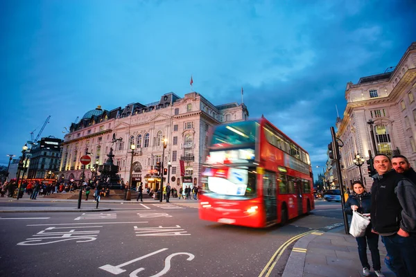 LONDON - FEB 24: One of the most famous tourist destination, Pic ...