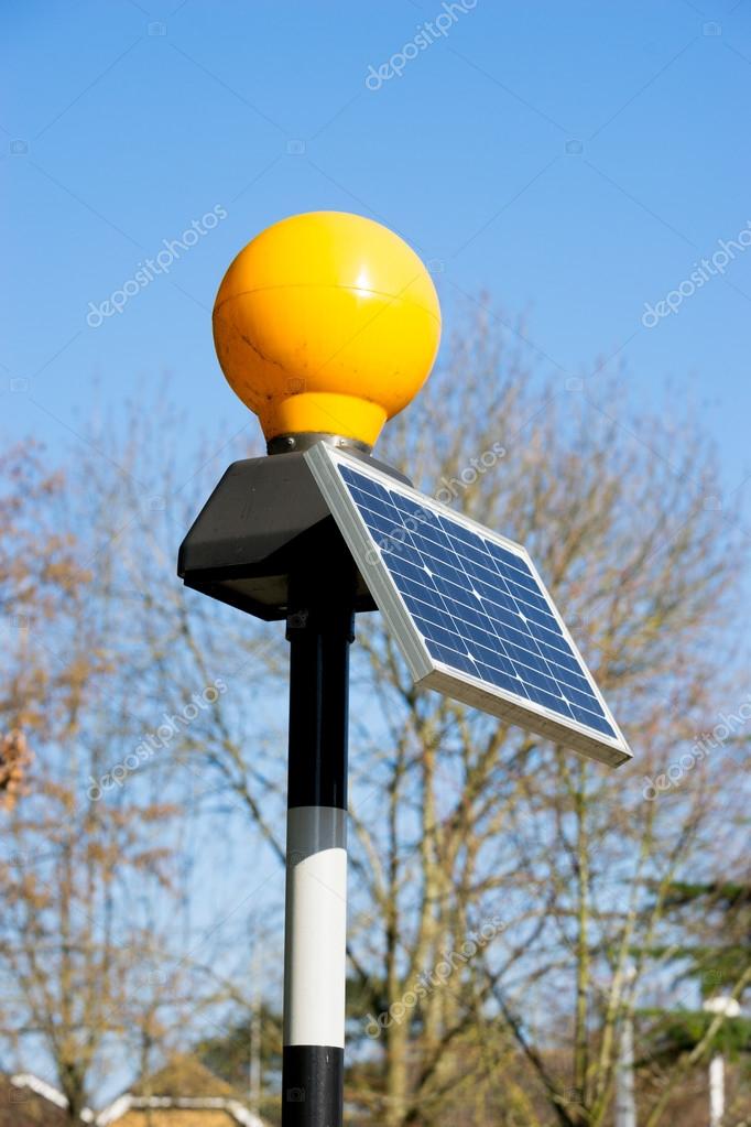 Traffic light from solar cell panel — Stock Photo © joekasemsarn.gmail ...