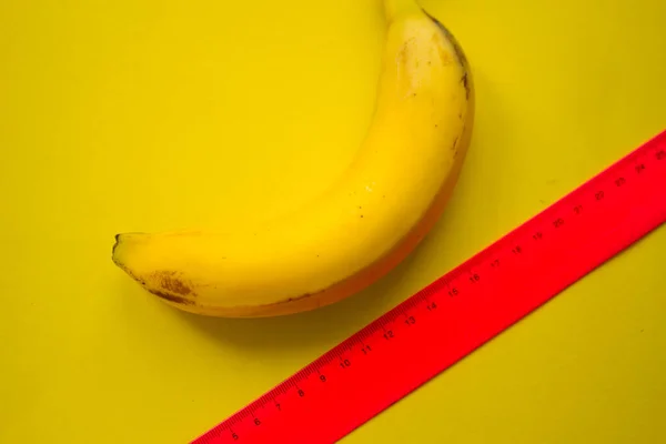 Ukuran tape dengan buah Stock Photos, Royalty Free Ukuran tape dengan ...