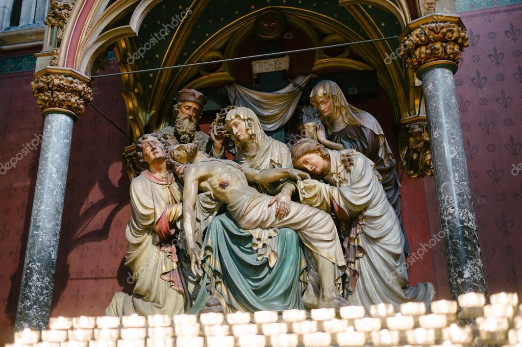Religious sculptures in the Cathedral of Cologne — Stock Editorial ...