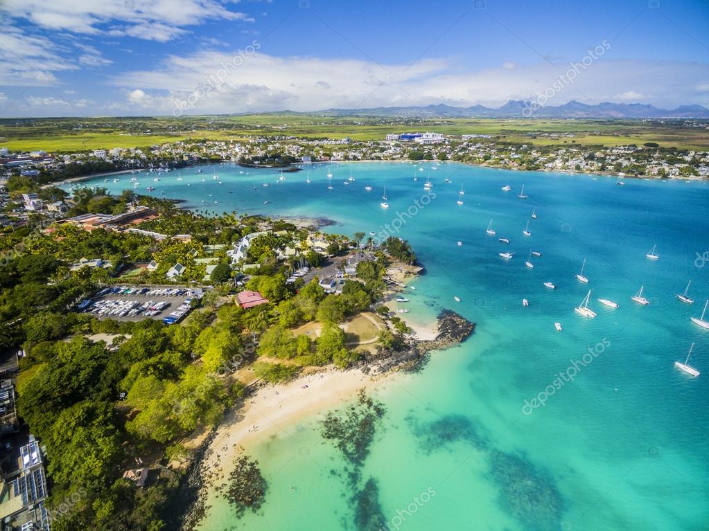 Mauritius beach aerial view of Merville Beach in Grand Baie, Pereybere ...