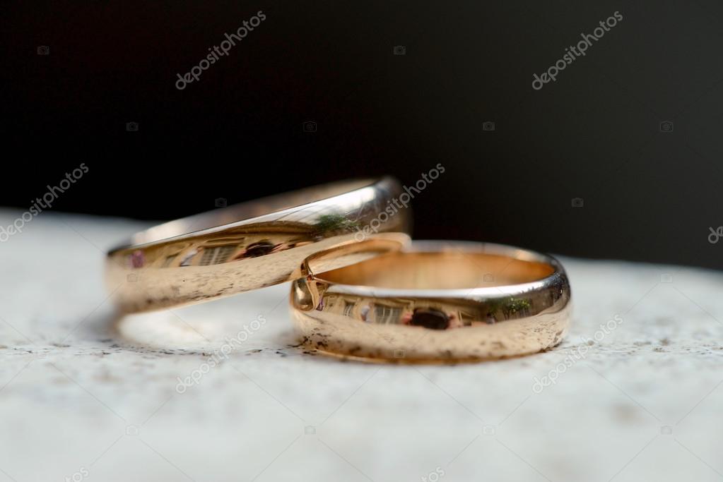 Beautiful wedding rings — Stock Photo © pvstory #104696592