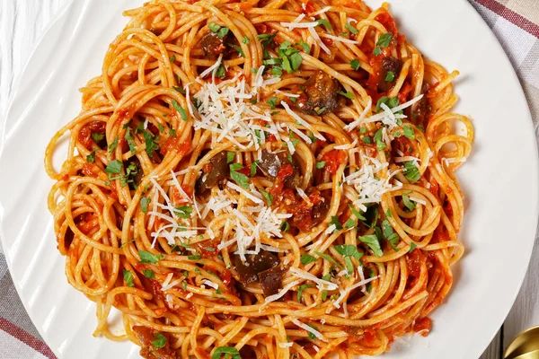 Spaghetti alla norma Stock Photos, Royalty Free Spaghetti alla norma ...