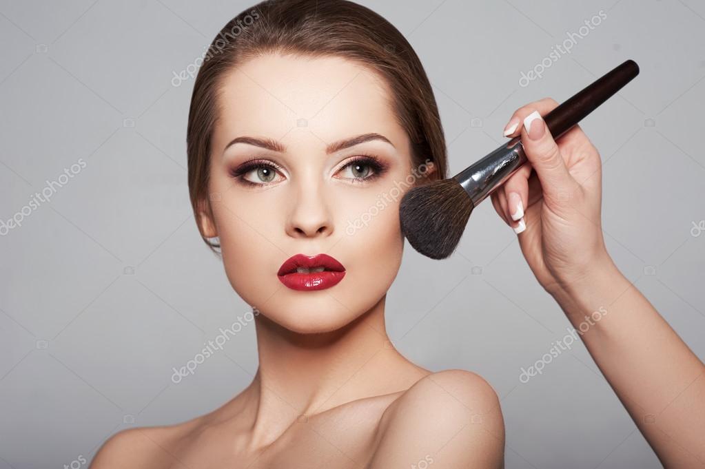 Young girl with doing make up — Stock Photo © Photo_life #108704380