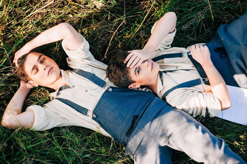 Two twin brothers Stock Photo by ©Photo_life 109234270