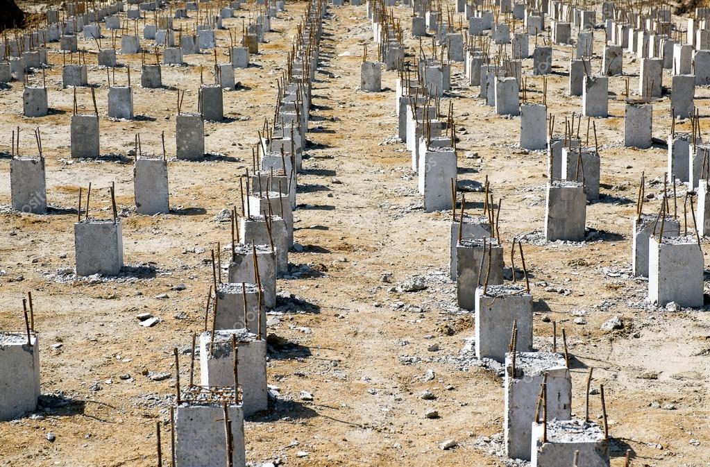 Pilotes concreto en una construcción — Fotos de Stock ...