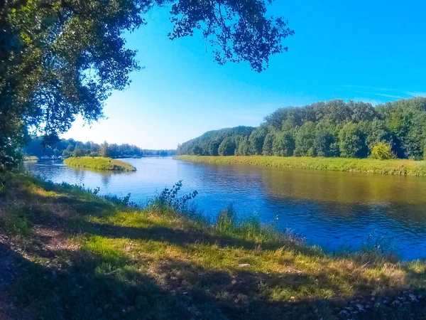 Río weser fotos de stock, imágenes de Río weser sin royalties ...