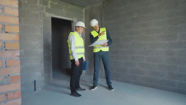 13 Architect giving instructions Videos, Royalty-free Stock Architect ...