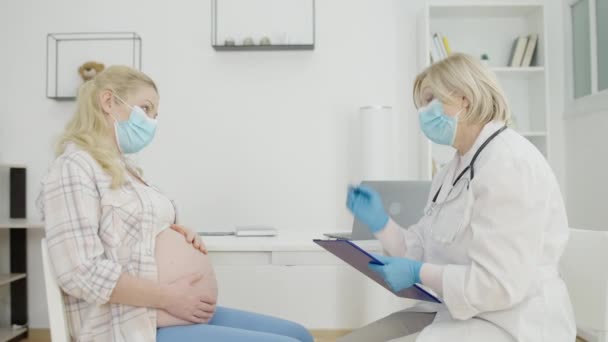 53 vídeos de Sintomas de parto, metraje de Sintomas de parto sin royalties | Depositphotos