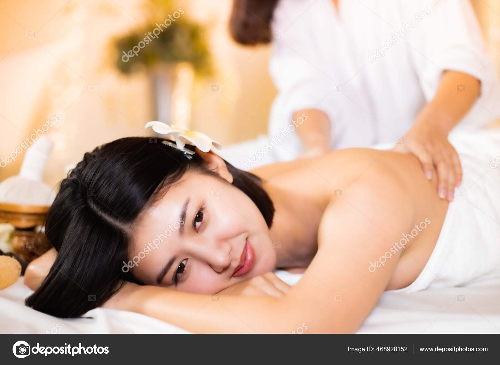 Asian Beautiful Young Healthy Woman Spa Salon Massage Treatment Spa — Stock Photo © anon-tae ...