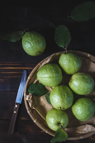 Green Vietnamese Guavas Stock Photo by ©ThaiThu 112966972