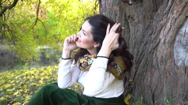 627,080 Woman smiling Videos, Royalty-free Stock Woman smiling Footage ...