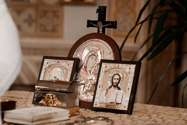 el rito del bautismo en la iglesia ucraniana 2024