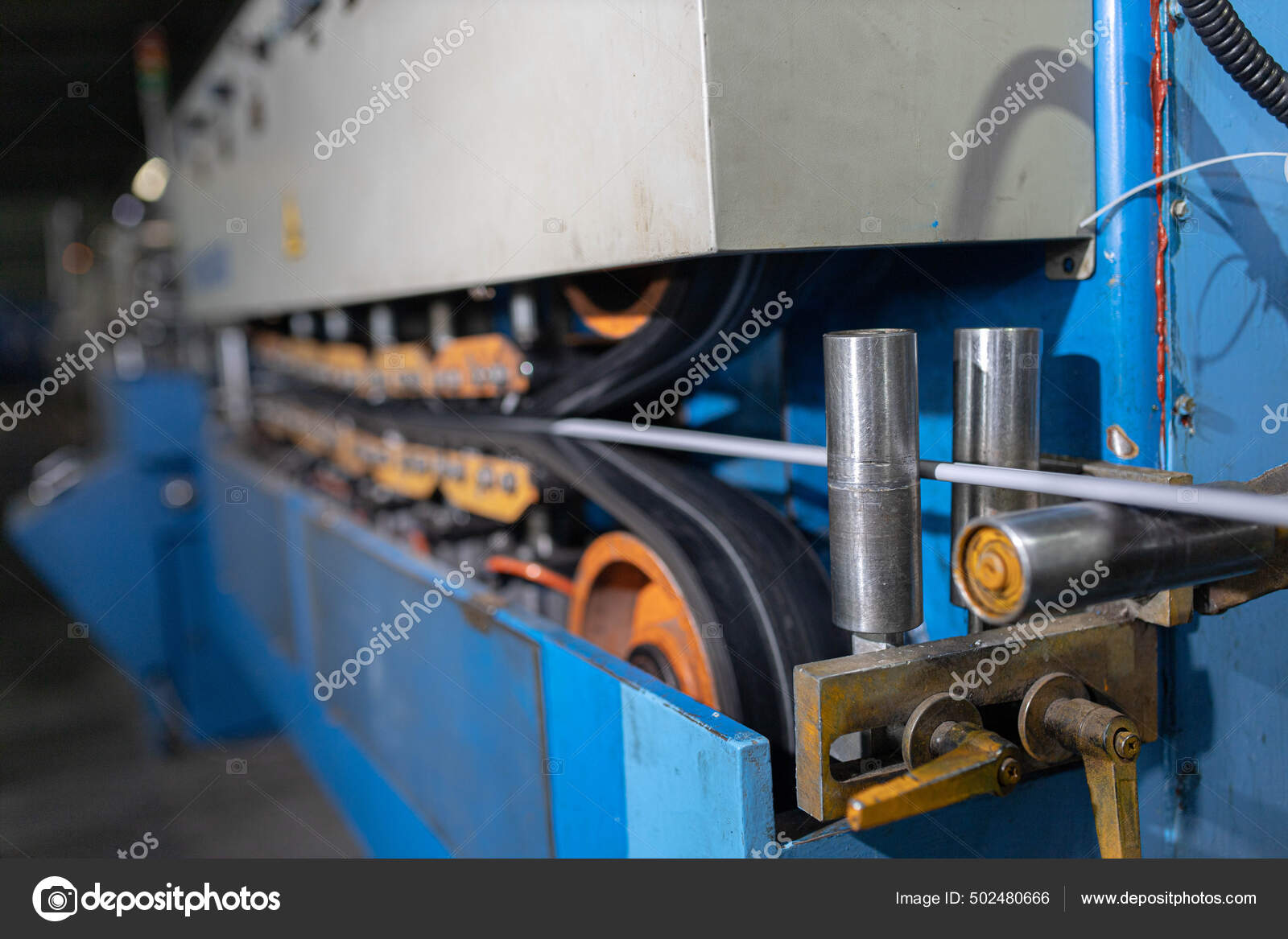 Fiber Optic Cable Production Machine Line Factory Workshop Production ...