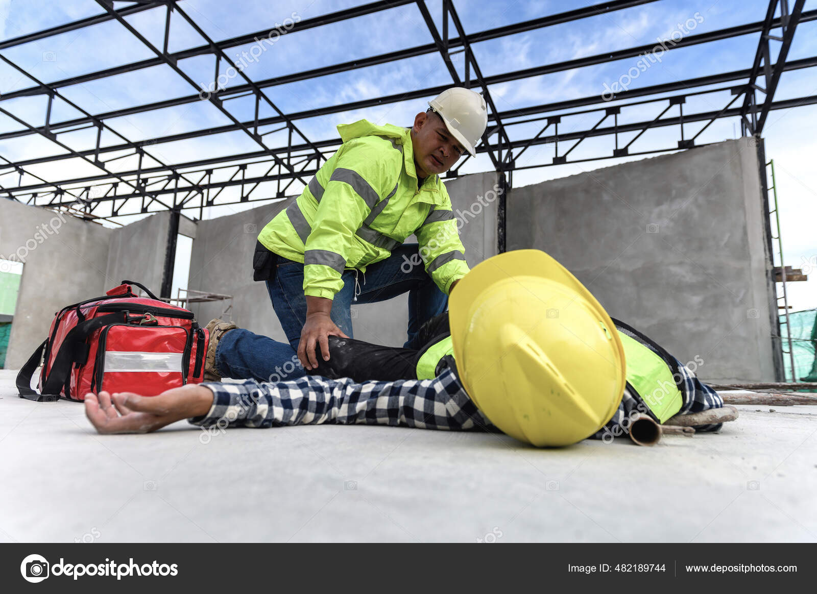 Heat Stroke Heat Exhaustion Body While Outdoor Work Accident Work — Stock Photo © kokliang ...