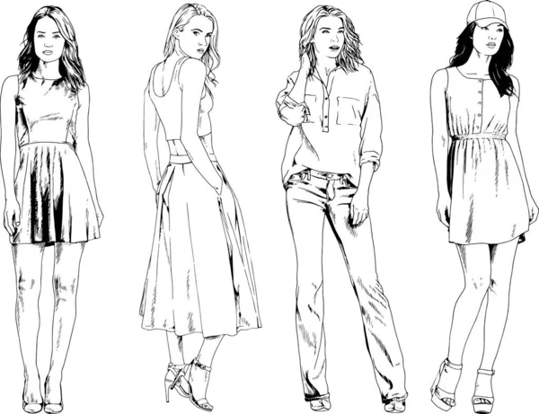 Bozzetti moda donna Foto Stock, Bozzetti moda donna Immagini ...