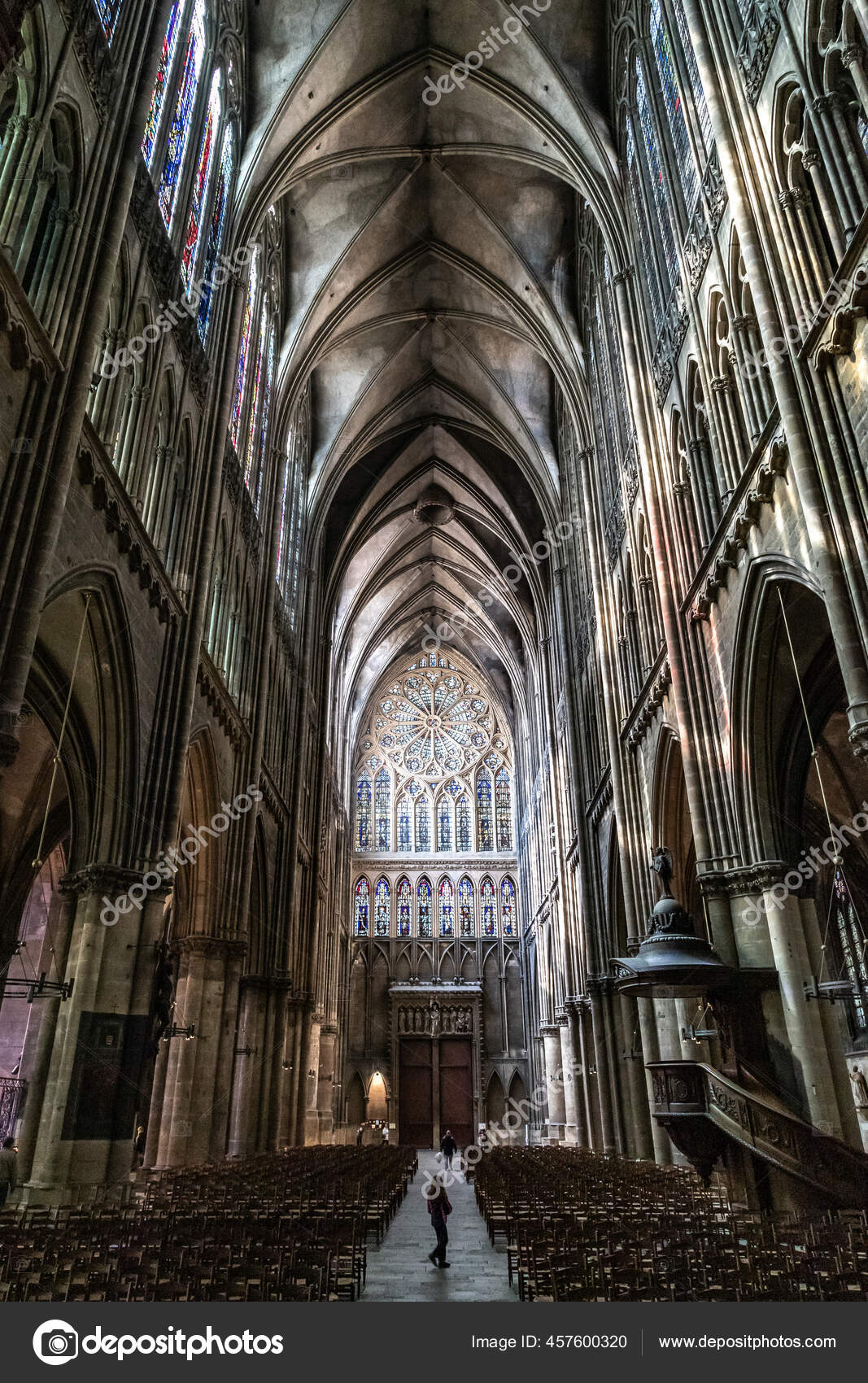 Beautiful Cathedral Interior View – Stock Editorial Photo © mr.asteroid ...