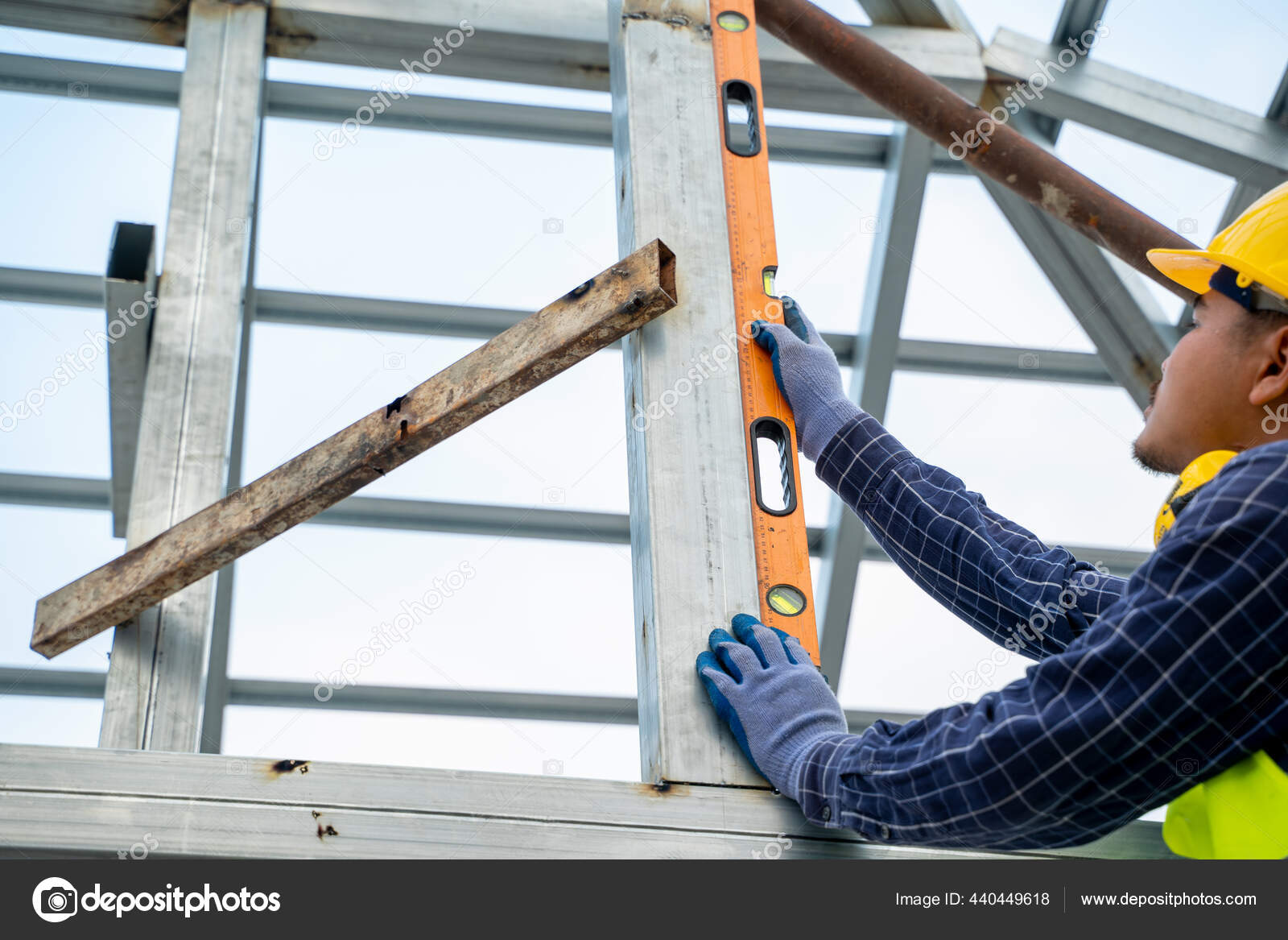 Construction Worker Measures Level Wall Window House Construction Level ...