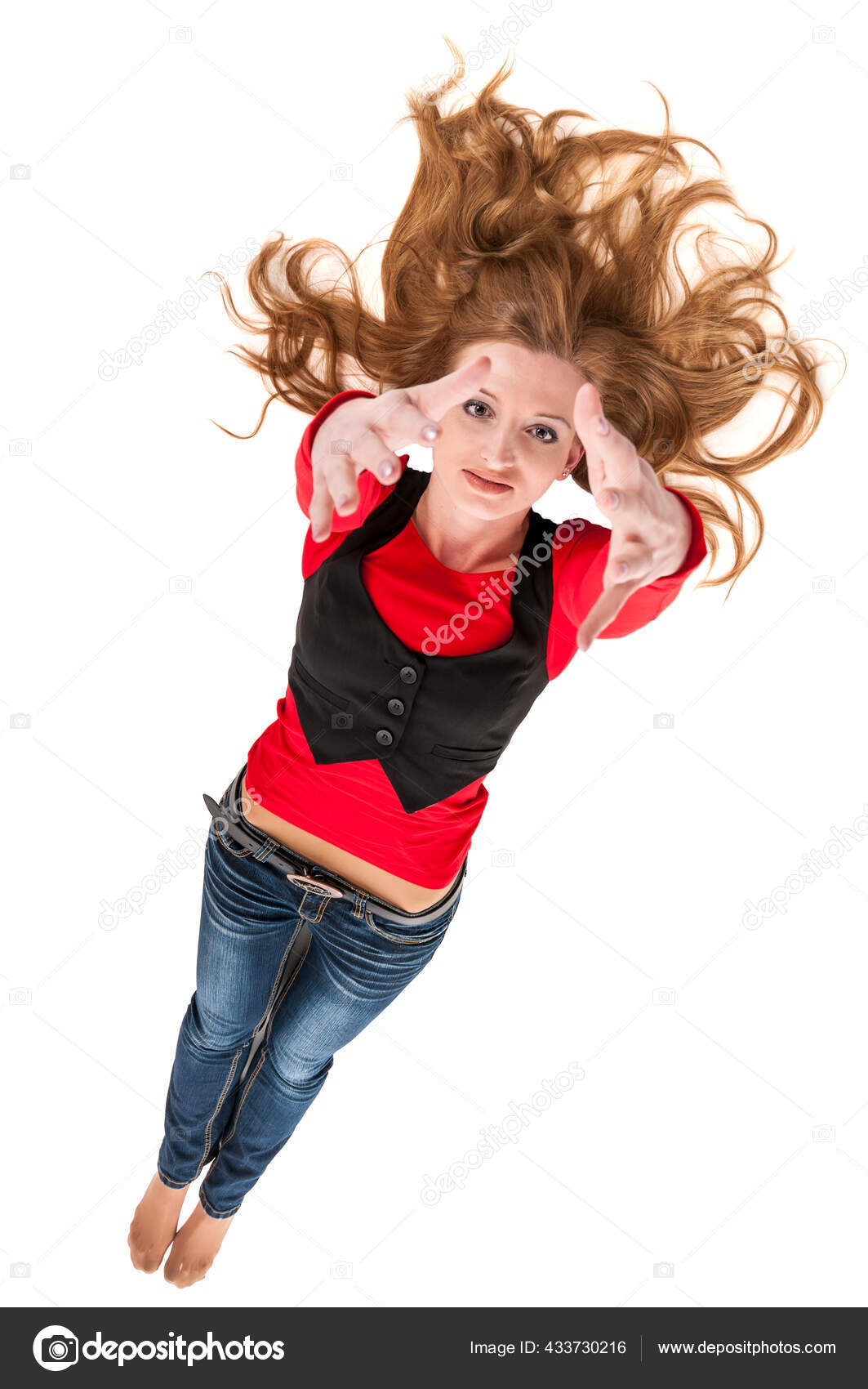 Alto Ángulo Longitud Completa Una Mujer Joven Acostada Blanco Con ...